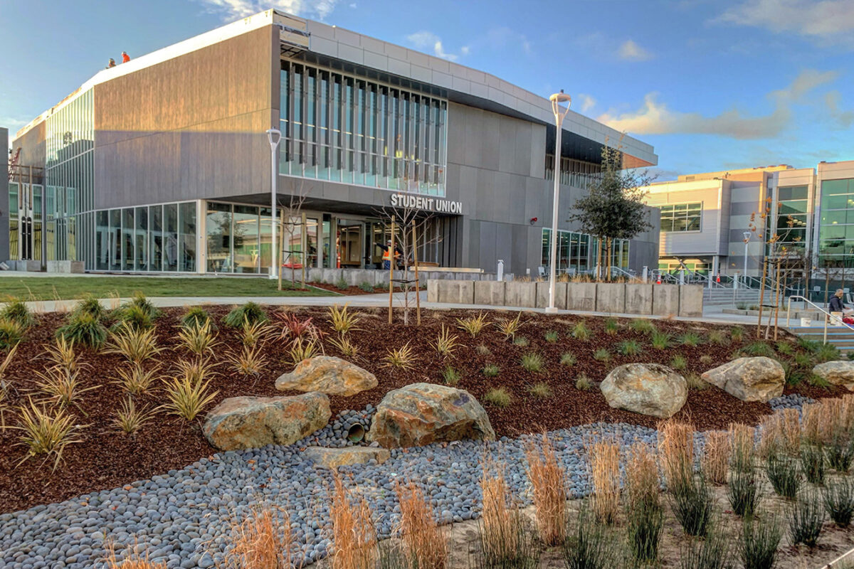 SERVICES – Arntz Builders, Inc.