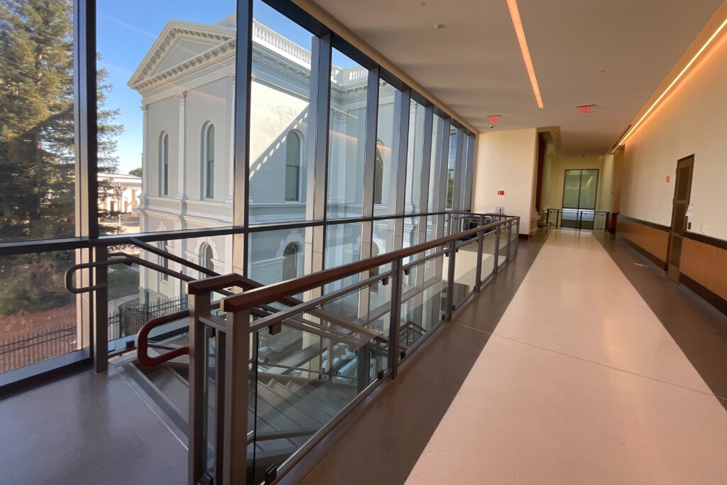 SERVICES – Arntz Builders, Inc.